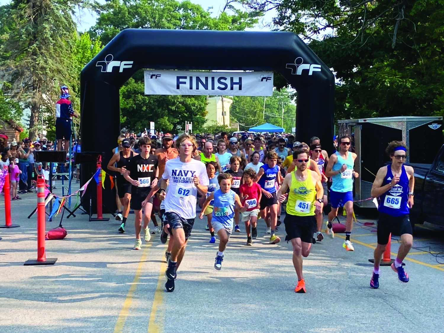 Take the challenge. Run faster than the bear – Glen Arbor Sun