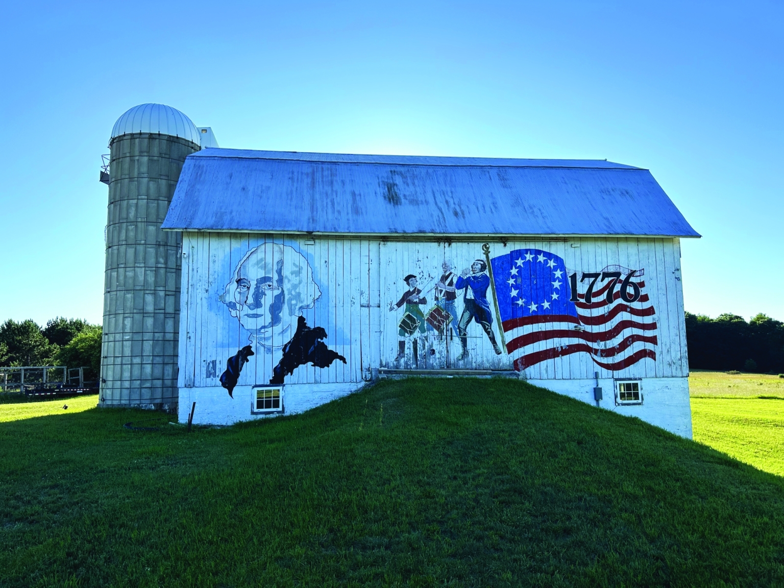 Restoring the iconic Bicentennial Barn art – Glen Arbor Sun